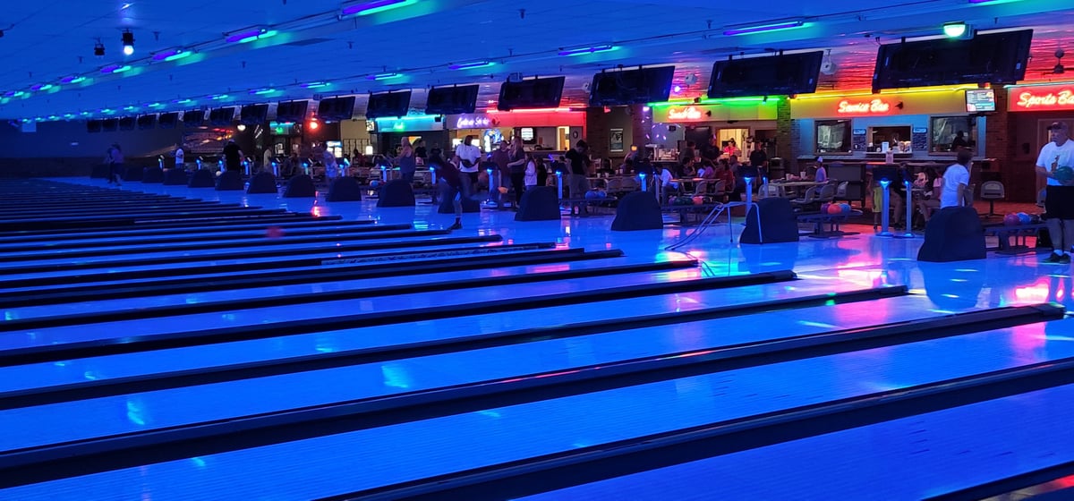 Mike Aulbys Arrowhead Bowl - Home | Playeasy