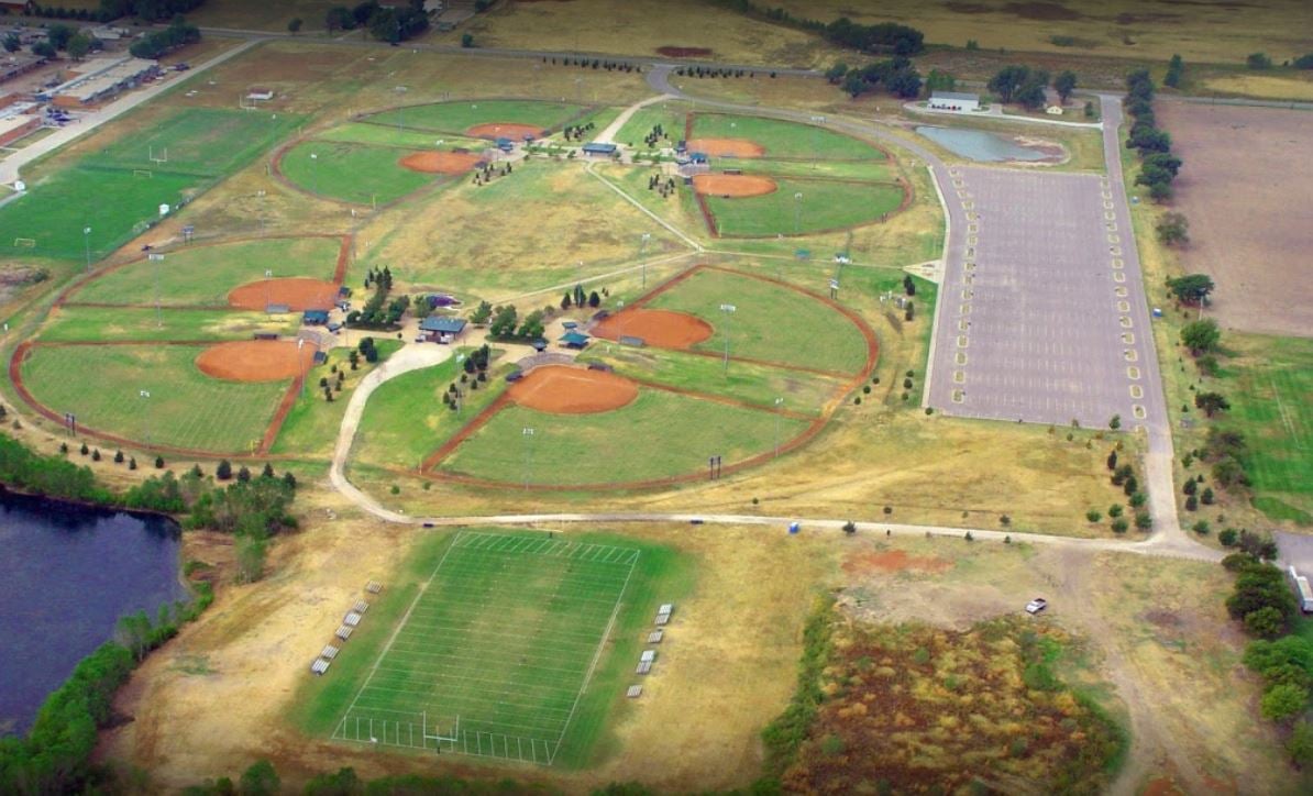 South Lakes Complex | Playeasy